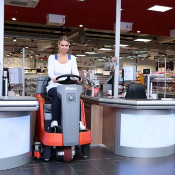 Ride-on Scrubber Scrubmaster B75 R – Duromac